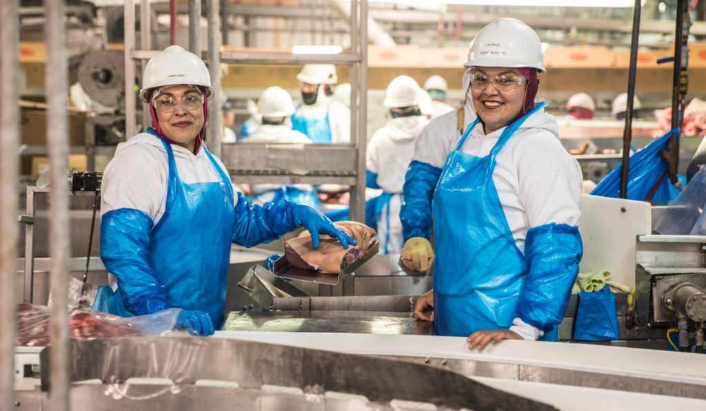 South Dakota Smithfield Workers Stand Together for a Better Contract ...