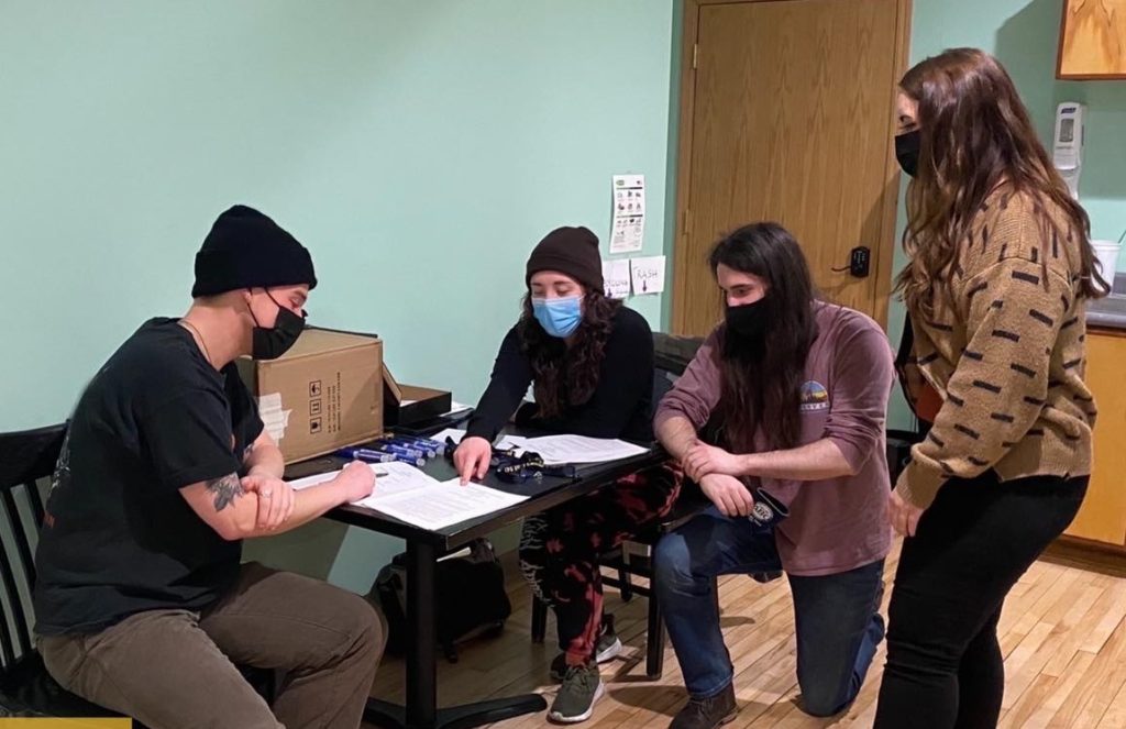 Wisconsin Co-op Workers Stand Together for a Better Contract - The ...