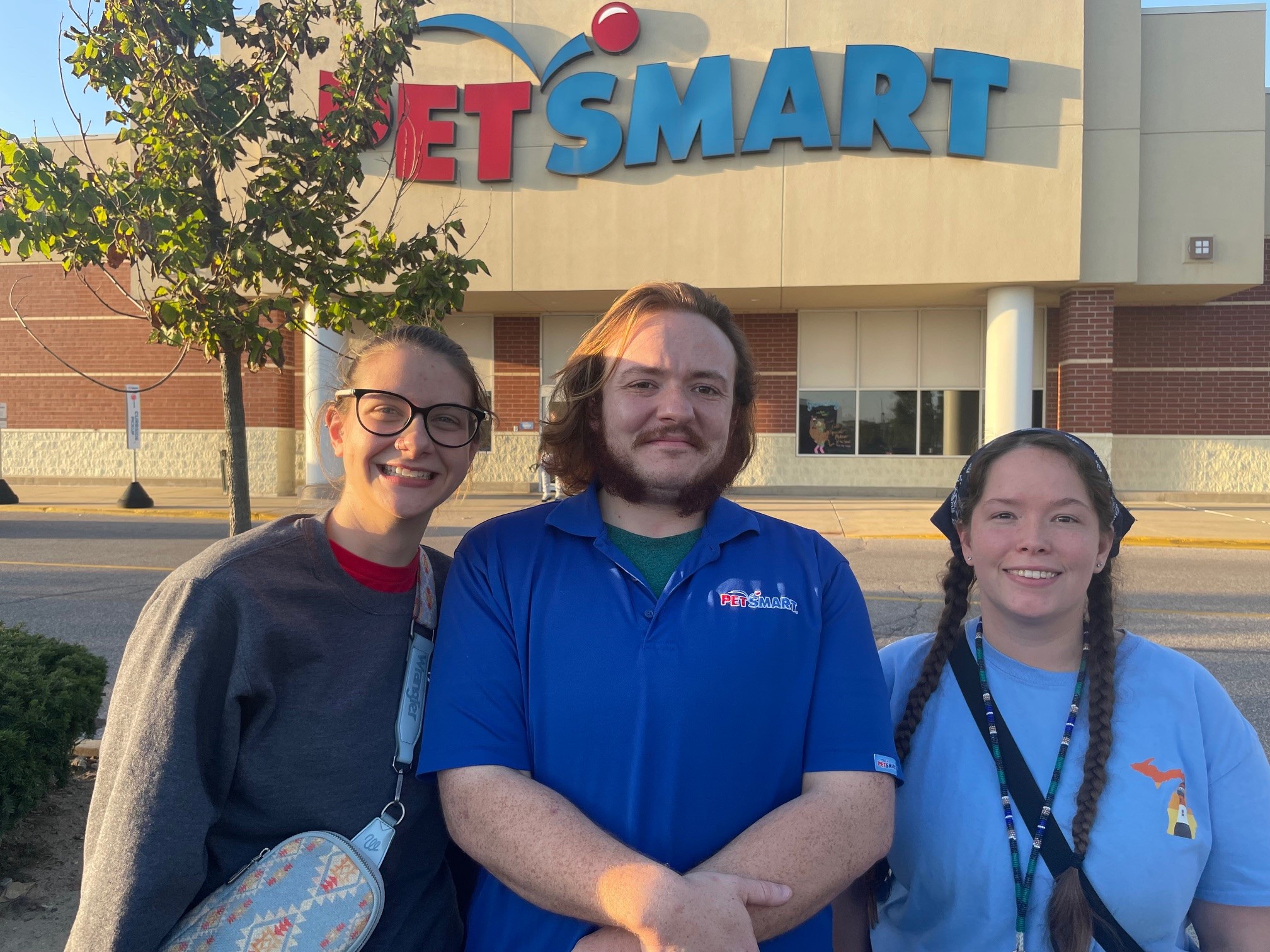 PetSmart Workers in Indiana Make History by Joining Local 700 - The ...